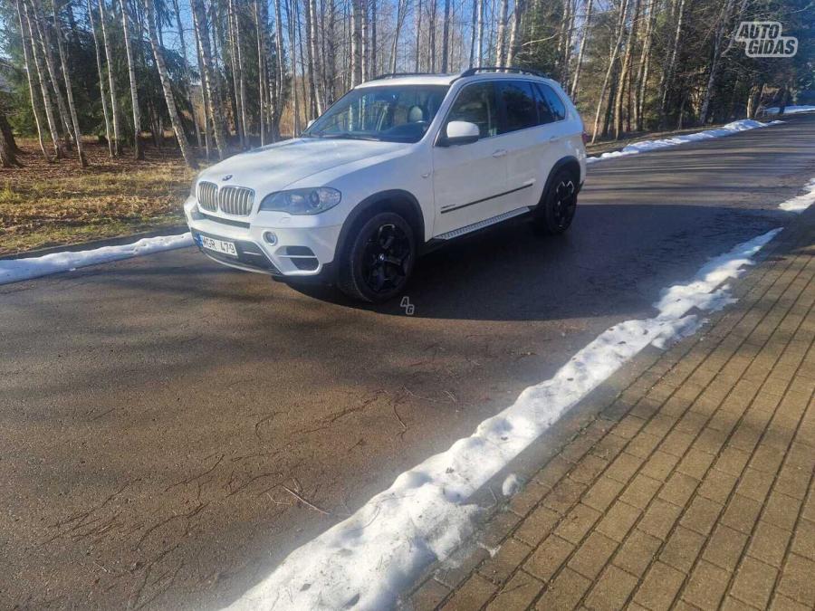BMW X5 2012 in Kelme, with an engine capacity of 2.90 L and mileage of 270 thousand km for 10500 €, photo 1 on AUTOMOTO.COM.LV