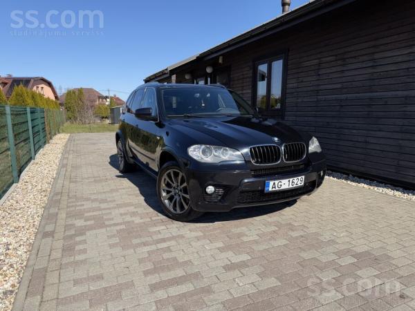 BMW X5 2012 in Riga, with an engine capacity of 3.00 L and mileage of 281 thousand km for 13300 €, photo 2 on AUTOMOTO.COM.LV
