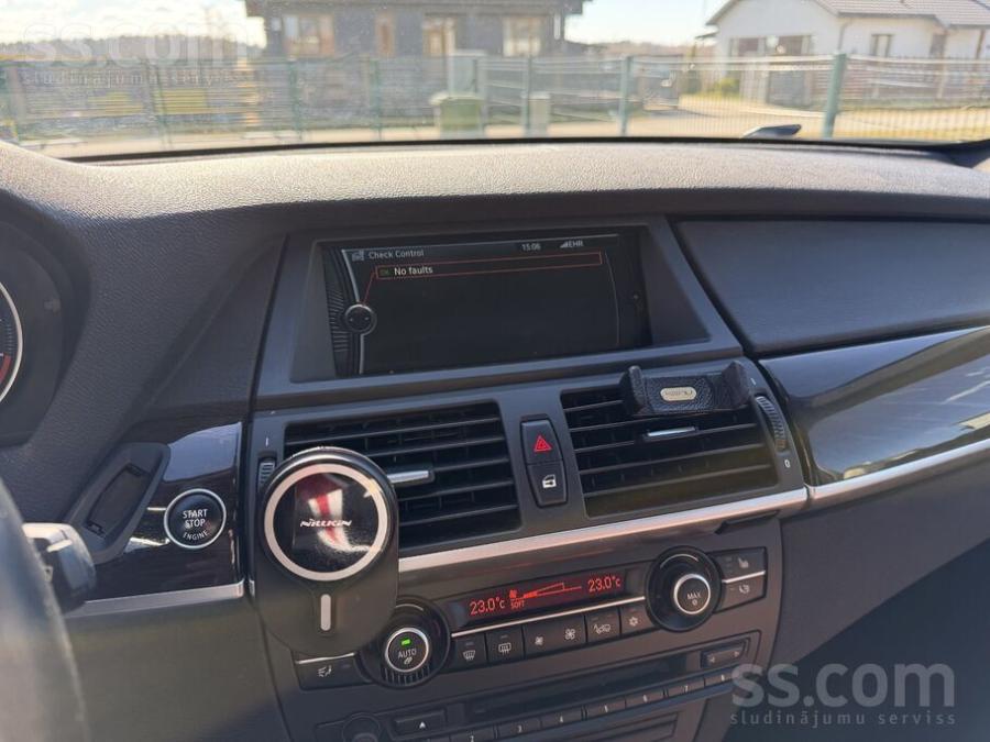 BMW X5 2012 Rīga, ar dzinēja tilpumu 3.00 L un nobraukumu 281 tūkst. km par 13300 €, foto 13 vietnē AUTOMOTO.COM.LV