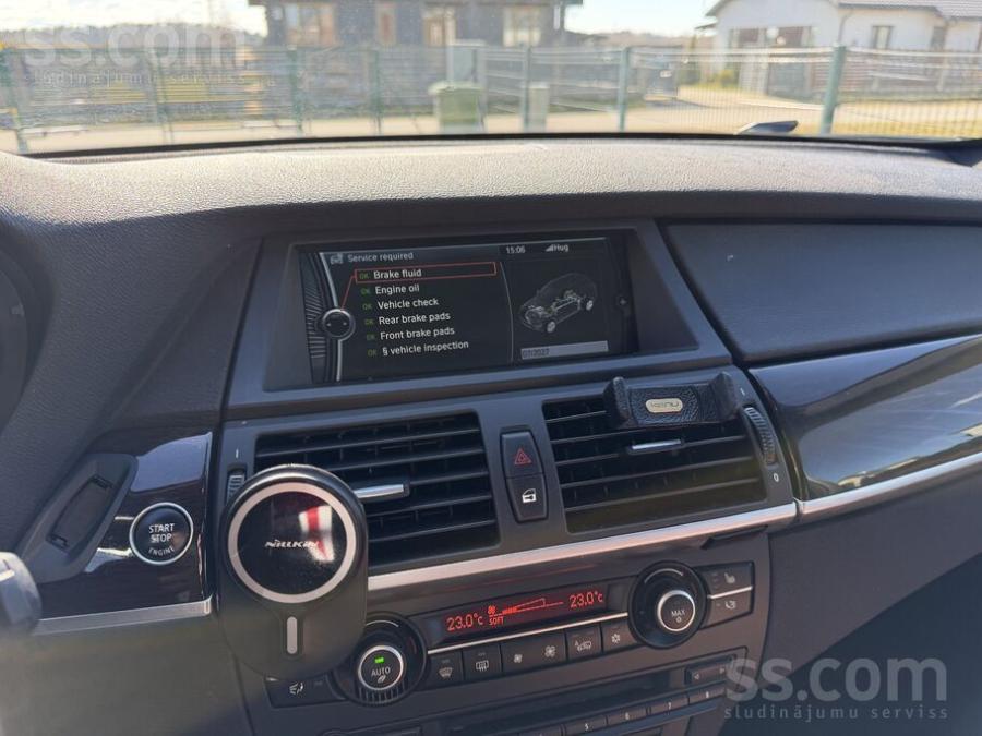 BMW X5 2012 Rīga, ar dzinēja tilpumu 3.00 L un nobraukumu 281 tūkst. km par 13300 €, foto 14 vietnē AUTOMOTO.COM.LV