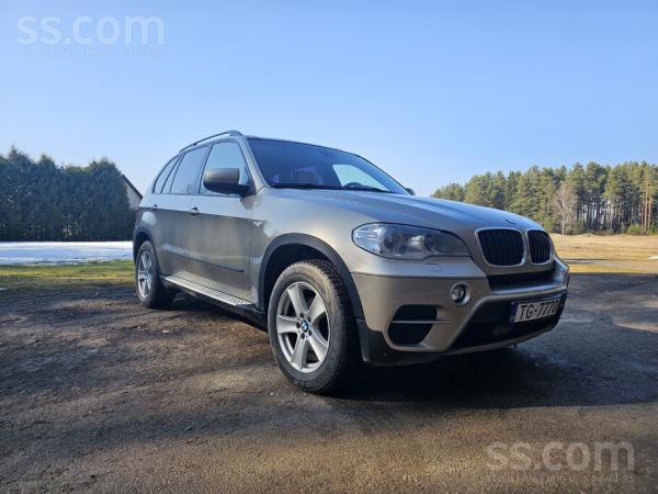 BMW X5 2012 Ogre, ar dzinēja tilpumu 3.00 L un nobraukumu 228 tūkst. km par 10500 €, foto 3 vietnē AUTOMOTO.COM.LV