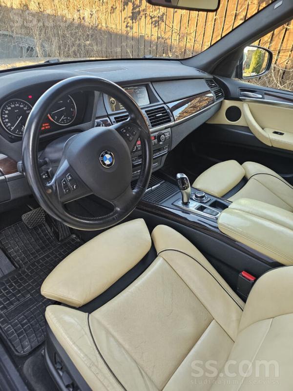 BMW X5 2012 Ogre, ar dzinēja tilpumu 3.00 L un nobraukumu 228 tūkst. km par 10500 €, foto 5 vietnē AUTOMOTO.COM.LV