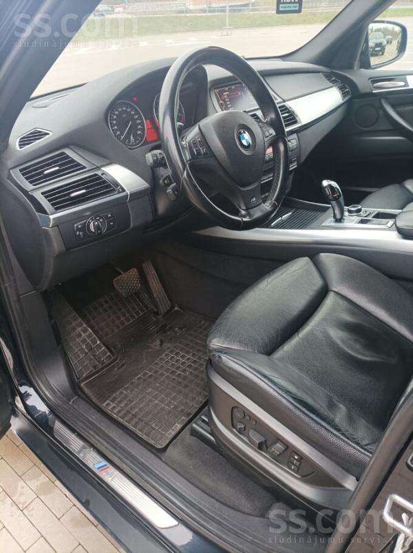 BMW X5 2012 Rēzekne, ar dzinēja tilpumu 3.00 L un nobraukumu 312 tūkst. km par 12100 €, foto 4 vietnē AUTOMOTO.COM.LV