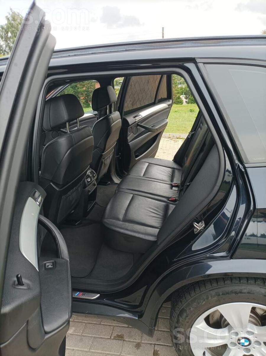 BMW X5 2012 Rēzekne, ar dzinēja tilpumu 3.00 L un nobraukumu 314 tūkst. km par 10700 €, foto 5 vietnē AUTOMOTO.COM.LV