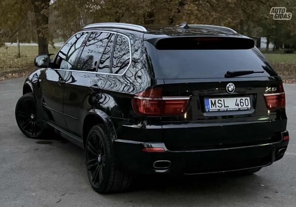 BMW X5 2012 in Radviliskis, with an engine capacity of 3.00 L and mileage of 290 thousand km for 10500 €, photo 6 on AUTOMOTO.COM.LV