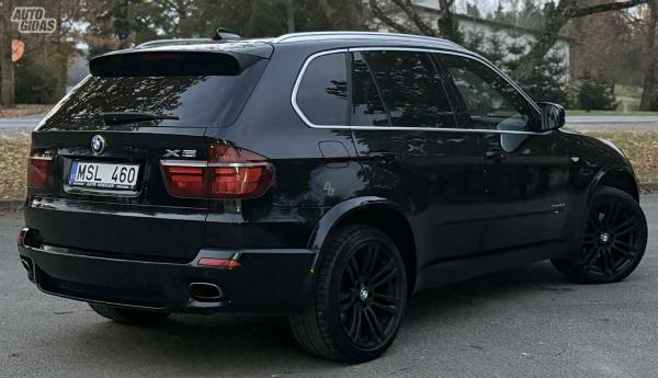 BMW X5 2012 in Radviliskis, with an engine capacity of 3.00 L and mileage of 290 thousand km for 10500 €, photo 9 on AUTOMOTO.COM.LV