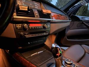 BMW X5 2012 in Radviliskis, with an engine capacity of 3.00 L and mileage of 290 thousand km for 10500 €, photo 13 on AUTOMOTO.COM.LV