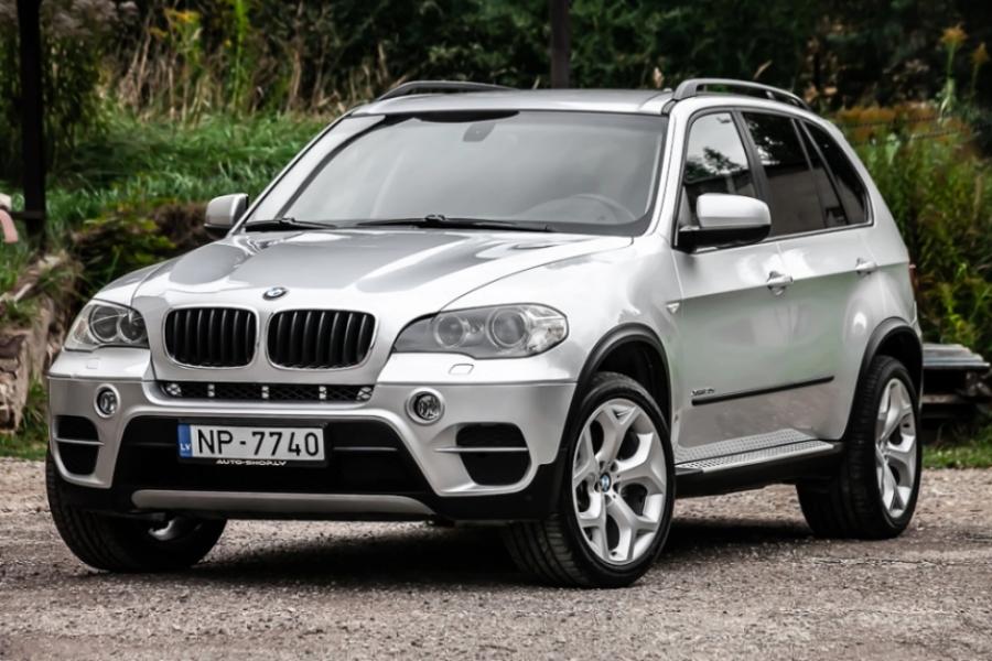 BMW X5 2012 Rīga, ar dzinēja tilpumu 3.00 L un nobraukumu 270 tūkst. km par 14250 €, foto 1 vietnē AUTOMOTO.COM.LV