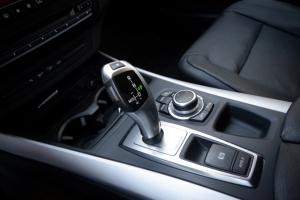 BMW X5 2012 Rīga, ar dzinēja tilpumu 3.00 L un nobraukumu 270 tūkst. km par 14250 €, foto 27 vietnē AUTOMOTO.COM.LV