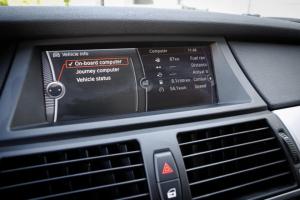 BMW X5 2012 Rīga, ar dzinēja tilpumu 3.00 L un nobraukumu 270 tūkst. km par 14250 €, foto 33 vietnē AUTOMOTO.COM.LV
