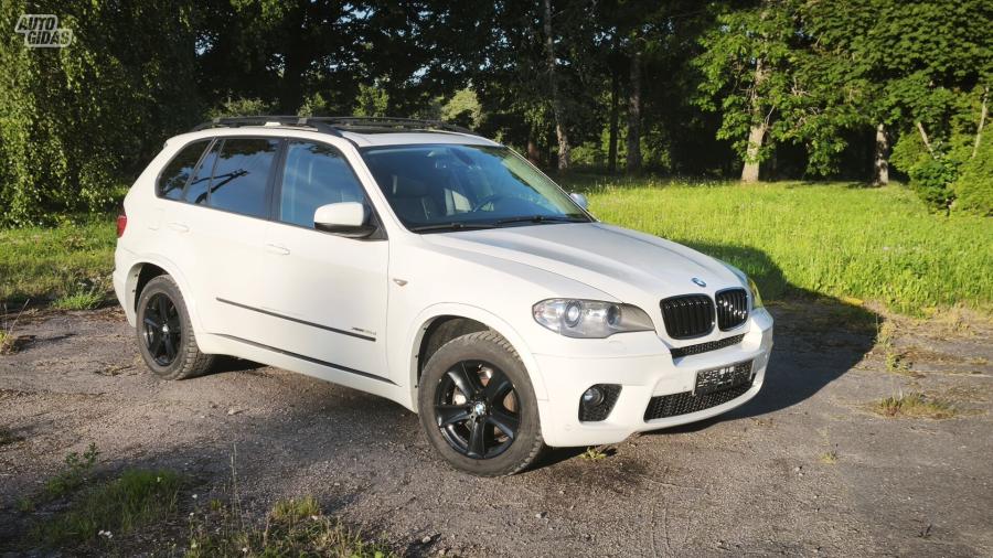 BMW X5 2012 in Taurage, with an engine capacity of 3.00 L and mileage of 330 thousand km for 6700 €, photo 1 on AUTOMOTO.COM.LV