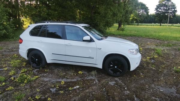 BMW X5 2012 in Taurage, with an engine capacity of 3.00 L and mileage of 330 thousand km for 6700 €, photo 4 on AUTOMOTO.COM.LV