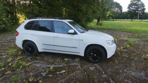 BMW X5 2012 in Taurage, with an engine capacity of 3.00 L and mileage of 330 thousand km for 6700 €, photo 5 on AUTOMOTO.COM.LV
