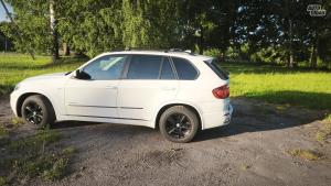 BMW X5 2012 in Taurage, with an engine capacity of 3.00 L and mileage of 330 thousand km for 6700 €, photo 12 on AUTOMOTO.COM.LV