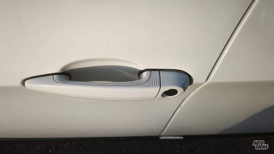 BMW X5 2012 in Taurage, with an engine capacity of 3.00 L and mileage of 330 thousand km for 6700 €, photo 20 on AUTOMOTO.COM.LV