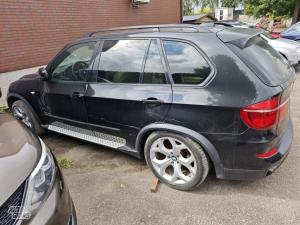 BMW X5 2012 in Varena, with an engine capacity of 3.00 L and mileage of 220 thousand km for 5900 €, photo 5 on AUTOMOTO.COM.LV