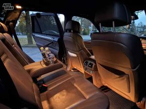 BMW X5 2012 in Radviliskis, with an engine capacity of 3.00 L and mileage of 280 thousand km for 5500 €, photo 18 on AUTOMOTO.COM.LV