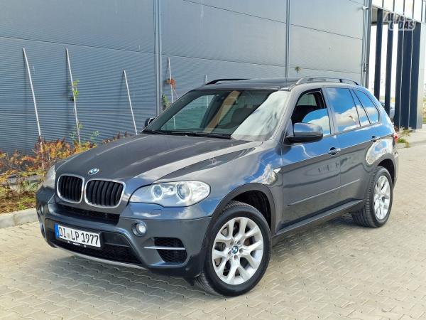 BMW X5 2012 Viļņa, ar dzinēja tilpumu 3.00 L un nobraukumu 225 tūkst. km par 10999 €, foto 1 vietnē AUTOMOTO.COM.LV