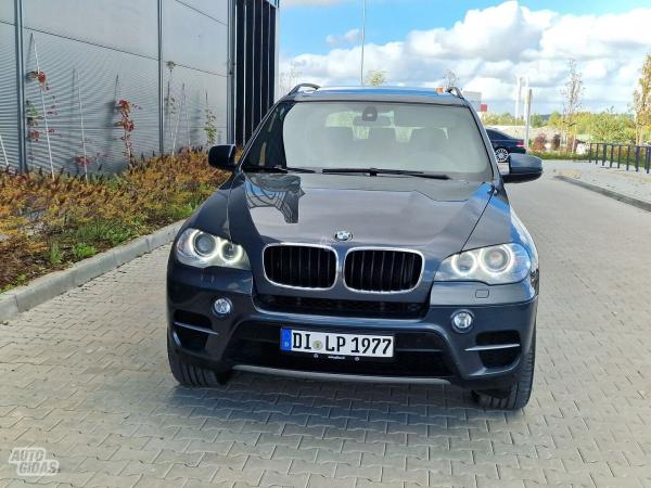 BMW X5 2012 Viļņa, ar dzinēja tilpumu 3.00 L un nobraukumu 225 tūkst. km par 10999 €, foto 4 vietnē AUTOMOTO.COM.LV