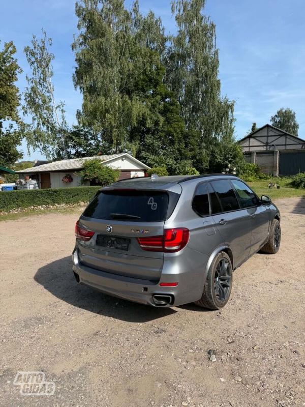 BMW X5 2013 in Kaunas, with an engine capacity of 3.00 L and mileage of 350 thousand km for 16800 €, photo 4 on AUTOMOTO.COM.LV