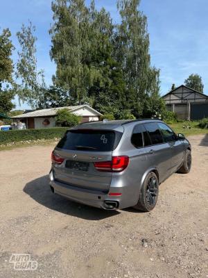 BMW X5 2013 in Kaunas, with an engine capacity of 3.00 L and mileage of 350 thousand km for 16800 €, photo 4 on AUTOMOTO.COM.LV