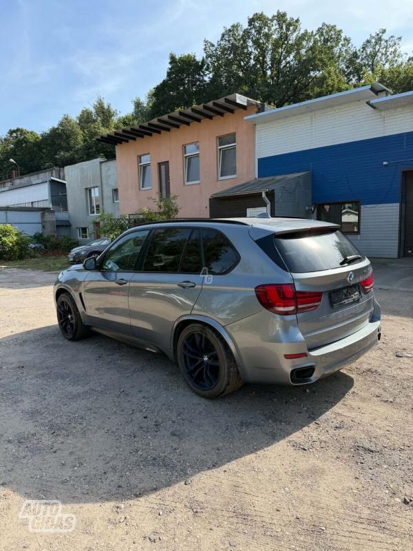 BMW X5 2013 in Kaunas, with an engine capacity of 3.00 L and mileage of 350 thousand km for 16800 €, photo 7 on AUTOMOTO.COM.LV
