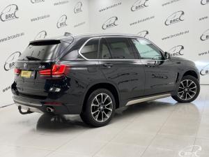 BMW X5 2013 in Vilnius, with an engine capacity of 2.99 L and mileage of 200 thousand km for 16900 €, photo 3 on AUTOMOTO.COM.LV
