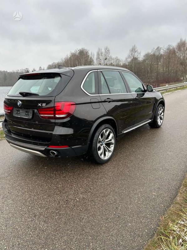BMW X5 2014 in Sakiai, with an engine capacity of 2.99 L and mileage of 225 thousand km for 18500 €, photo 4 on AUTOMOTO.COM.LV