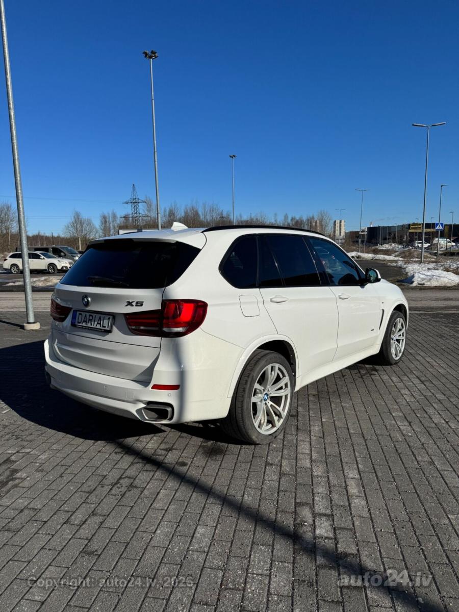 BMW X5 2014 in Tallinn, with an engine capacity of 3.00 L and mileage of 161 thousand km for 23000 €, photo 4 on AUTOMOTO.COM.LV