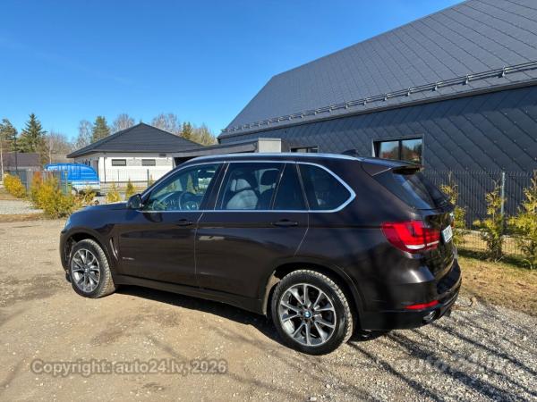 BMW X5 2014 in Tartu, with an engine capacity of 3.00 L and mileage of 295 thousand km for 18400 €, photo 3 on AUTOMOTO.COM.LV