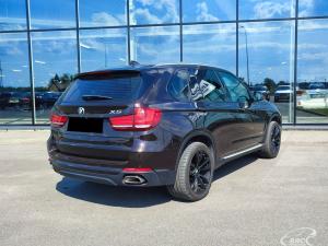 BMW X5 2014 in Vilnius, with an engine capacity of 2.99 L and mileage of 306 thousand km for 14900 €, photo 2 on AUTOMOTO.COM.LV