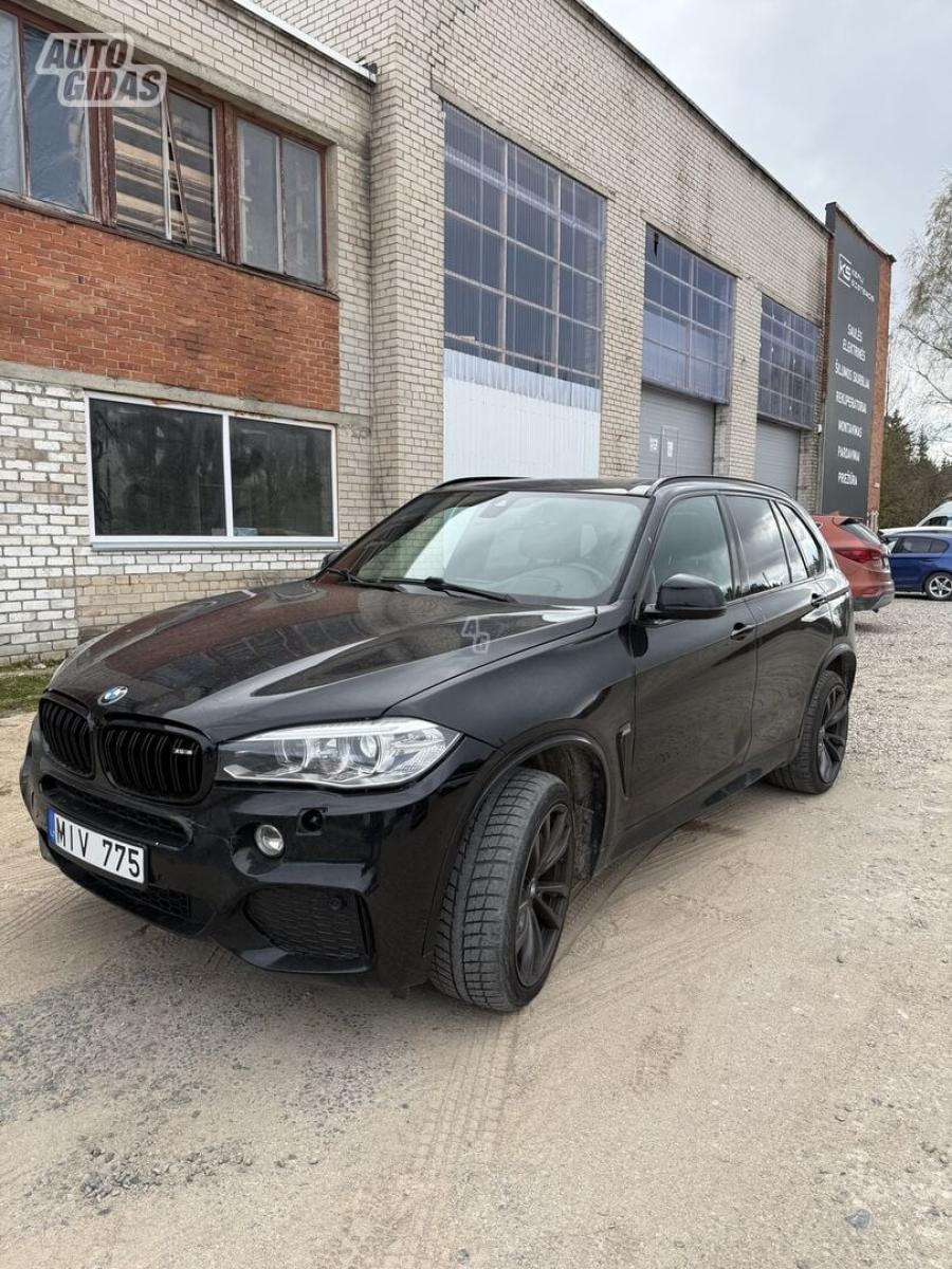 BMW X5 2014 in Utena, with an engine capacity of 3.00 L and mileage of 153 thousand km for 13699 €, photo 1 on AUTOMOTO.COM.LV