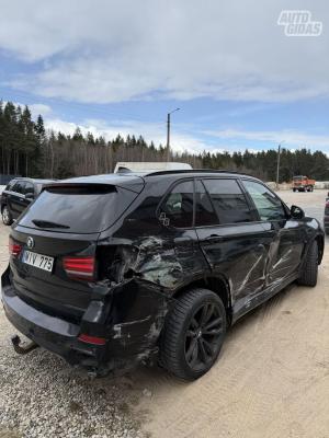 BMW X5 2014 in Utena, with an engine capacity of 3.00 L and mileage of 153 thousand km for 13699 €, photo 4 on AUTOMOTO.COM.LV