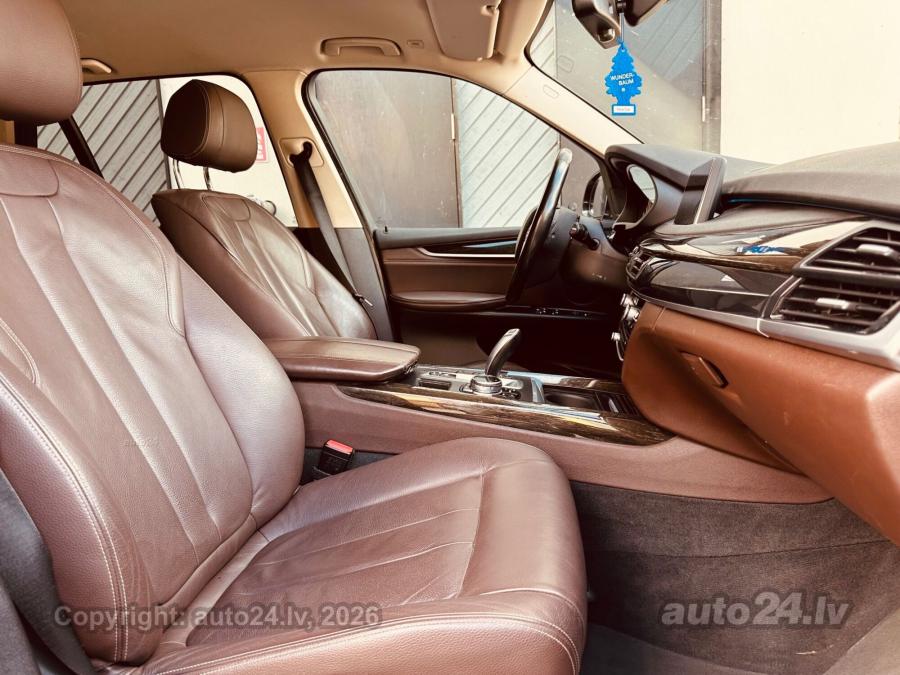 BMW X5 2014 Tartu, ar dzinēja tilpumu 3.00 L un nobraukumu 270 tūkst. km par 16900 €, foto 8 vietnē AUTOMOTO.COM.LV