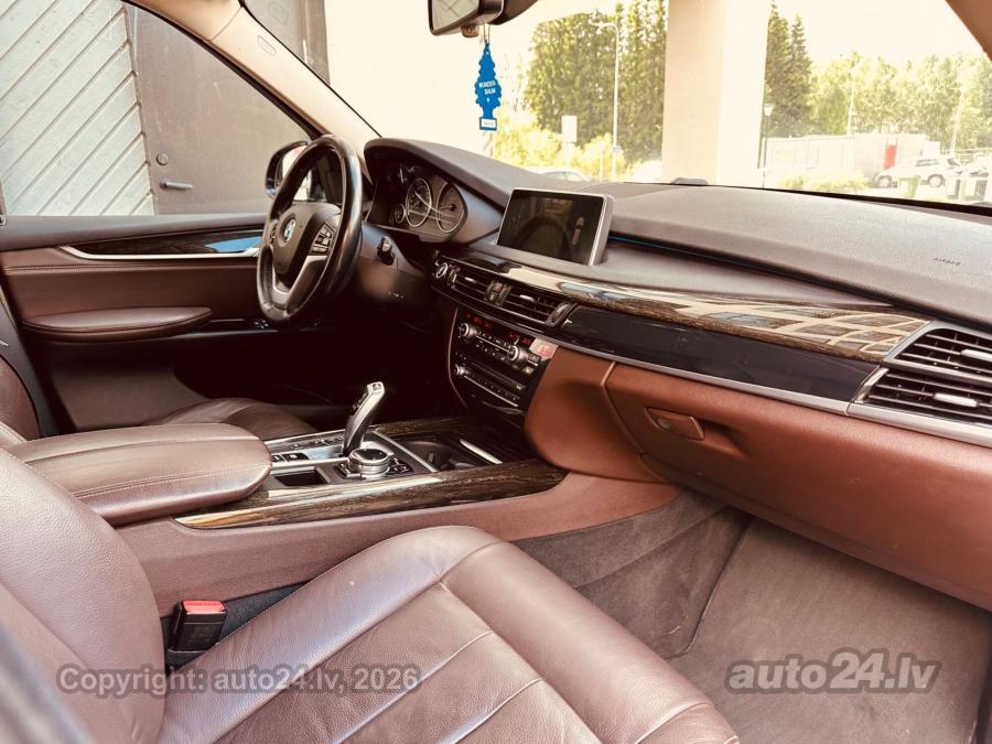 BMW X5 2014 Tartu, ar dzinēja tilpumu 3.00 L un nobraukumu 270 tūkst. km par 16900 €, foto 10 vietnē AUTOMOTO.COM.LV