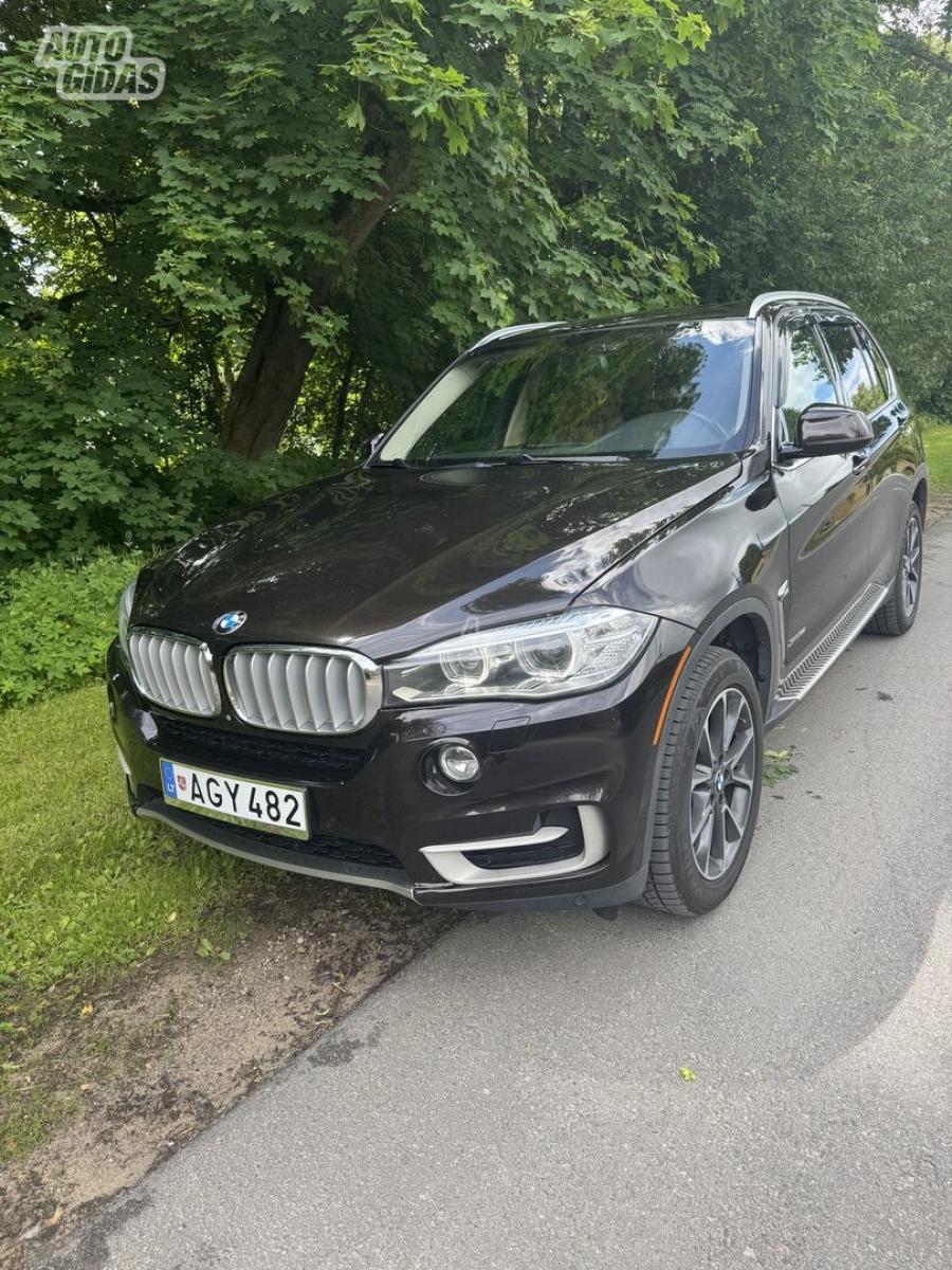 BMW X5 2014 in Vilnius, with an engine capacity of 3.50 L and mileage of 299 thousand km for 12000 €, photo 5 on AUTOMOTO.COM.LV