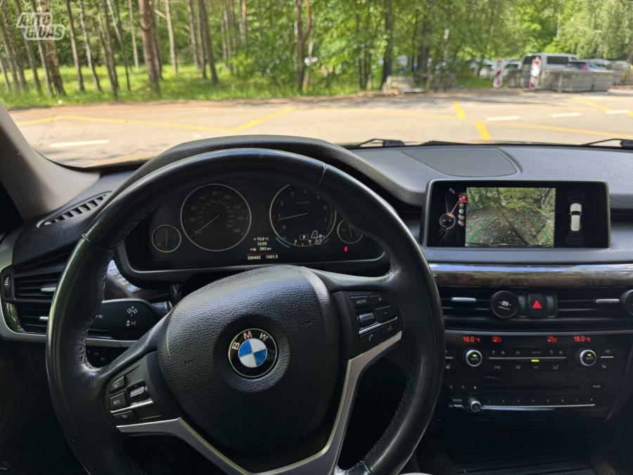 BMW X5 2014 in Vilnius, with an engine capacity of 3.50 L and mileage of 299 thousand km for 12000 €, photo 19 on AUTOMOTO.COM.LV