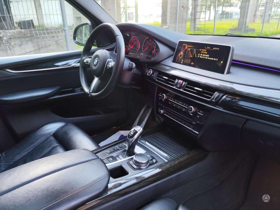 BMW X5 2014 in Kaunas, with an engine capacity of 2.99 L and mileage of 300 thousand km for 16600 €, photo 14 on AUTOMOTO.COM.LV