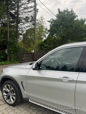 BMW X5 2014 in Tallinn, with an engine capacity of 3.00 L and mileage of 286 thousand km for 36000 €, photo 4 on AUTOMOTO.COM.LV