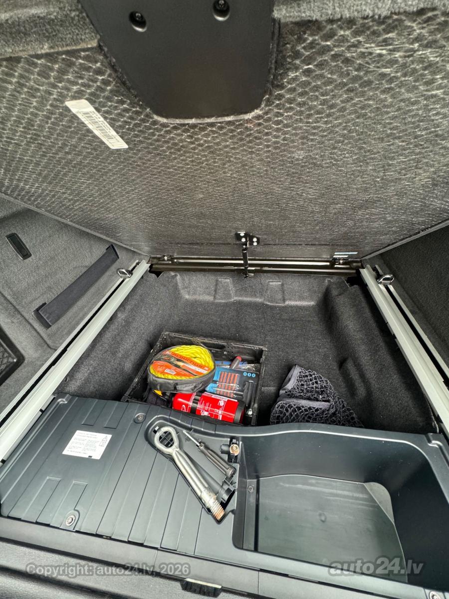 BMW X5 2014 in Tallinn, with an engine capacity of 3.00 L and mileage of 286 thousand km for 36000 €, photo 30 on AUTOMOTO.COM.LV
