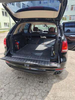 BMW X5 2014 in Jelgava, with an engine capacity of 3.00 L and mileage of 191 thousand km for 15700 €, photo 11 on AUTOMOTO.COM.LV