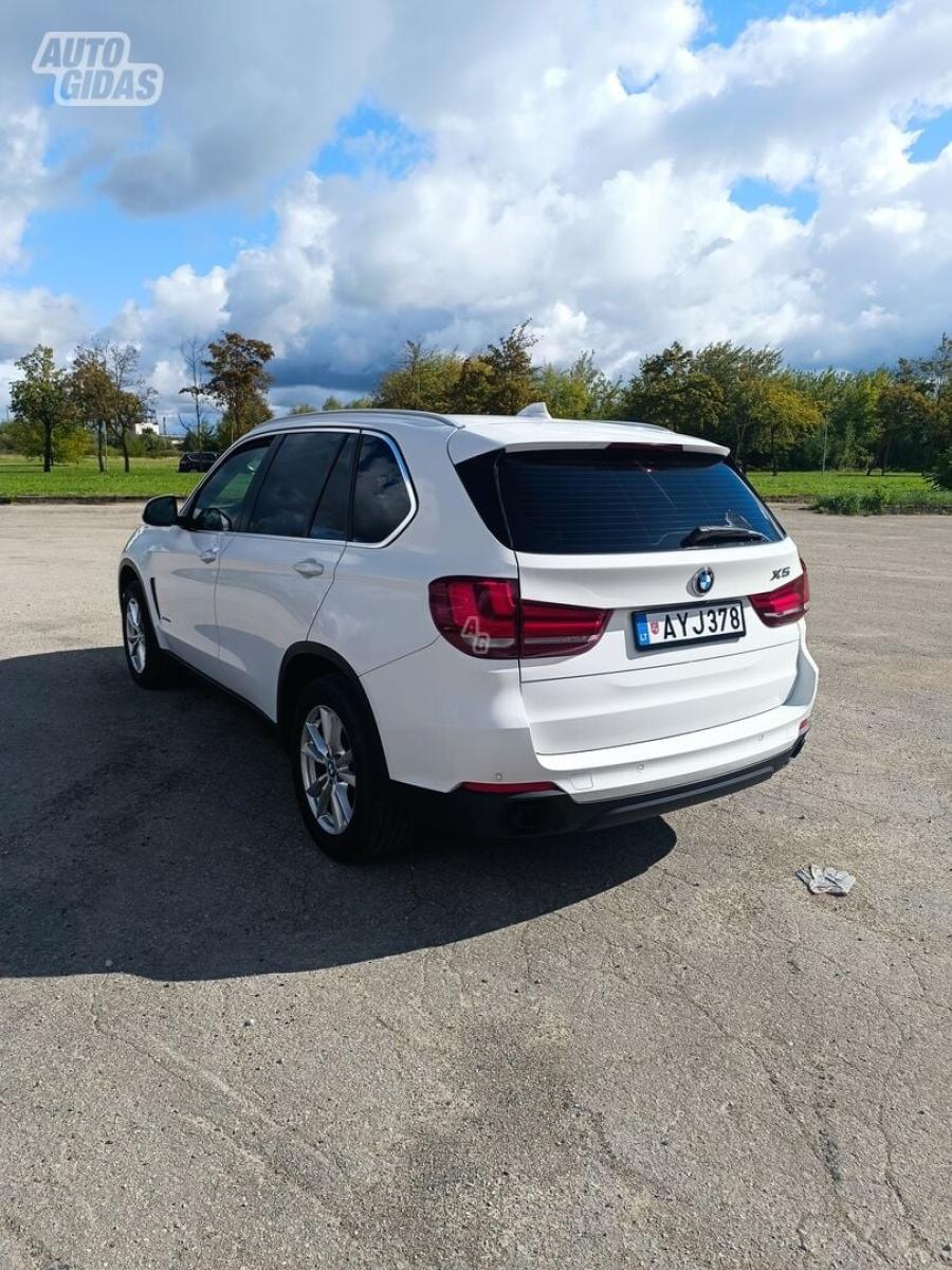 BMW X5 2014 Panevēža, ar dzinēja tilpumu 2.00 L un nobraukumu 309 tūkst. km par 15500 €, foto 5 vietnē AUTOMOTO.COM.LV