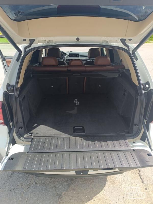 BMW X5 2014 in Panevezys, with an engine capacity of 2.00 L and mileage of 309 thousand km for 15500 €, photo 8 on AUTOMOTO.COM.LV