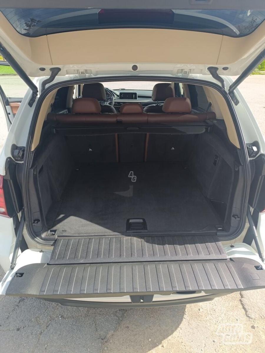 BMW X5 2014 Panevēža, ar dzinēja tilpumu 2.00 L un nobraukumu 309 tūkst. km par 15500 €, foto 8 vietnē AUTOMOTO.COM.LV