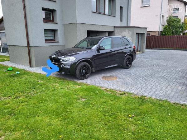 BMW X5 2015 Marijampole, ar dzinēja tilpumu 3.00 L un nobraukumu 174 tūkst. km par 19500 €, foto 1 vietnē AUTOMOTO.COM.LV