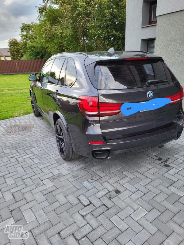 BMW X5 2015 Marijampole, ar dzinēja tilpumu 3.00 L un nobraukumu 174 tūkst. km par 19500 €, foto 2 vietnē AUTOMOTO.COM.LV