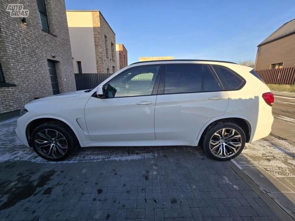 BMW X5 2015 in Vilnius, with an engine capacity of 3.00 L and mileage of 338 thousand km for 19800 €, photo 5 on AUTOMOTO.COM.LV