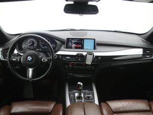 BMW X5 2015 in Vilnius, with an engine capacity of 3.00 L and mileage of 286 thousand km for 17399 €, photo 2 on AUTOMOTO.COM.LV