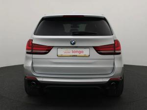 BMW X5 2015 in Vilnius, with an engine capacity of 3.00 L and mileage of 286 thousand km for 17399 €, photo 5 on AUTOMOTO.COM.LV