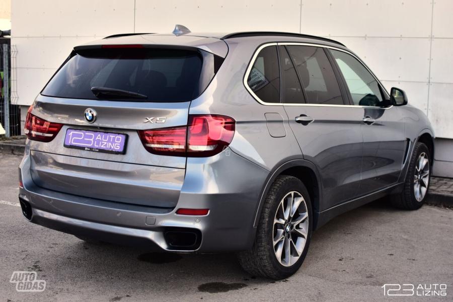 BMW X5 2015 in Kretinga, with an engine capacity of 3.00 L and mileage of 259 thousand km for 15999 €, photo 10 on AUTOMOTO.COM.LV